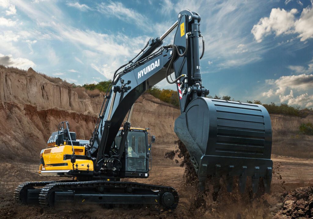 Raupenbagger HYUNDAI HX480AL | BSS heavy machinery GmbH